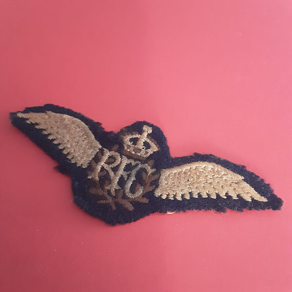 Original WWI Royal Flying Corps (RFC) Pilot's Wings cloth badge ...